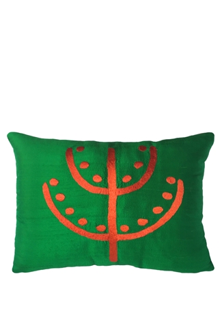 Atölye11 El Parmak ve Tarak Motifli İpek Dekoratif Yastık Çok Renkli Atölye11 El Parmak ve Tarak Motifli İpek Dekoratif Yastık Çok Renkli