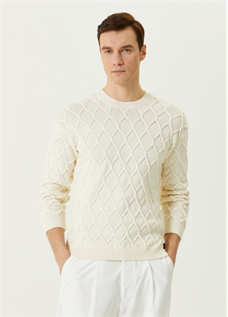 Emporio Armani Erkek Beyaz Baklava Desen Jakarlı Kazak S EU Emporio Armani Erkek Beyaz Baklava Desen Jakarlı Kazak S EU