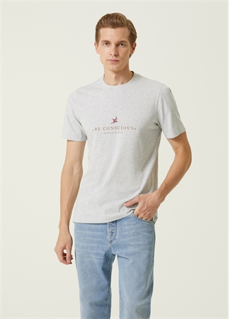 Brunello Cucinelli Erkek Gri Bisiklet Yaka Yazı Detaylı T-shirt XXL EU Brunello Cucinelli Erkek Gri Bisiklet Yaka Yazı Detaylı T-shirt XXL EU