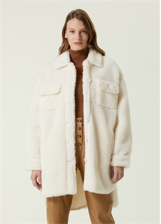 Stand Kadın Sabi Oversize Ekru Suni Kürk Kaban Bej 36 FR Stand Kadın Sabi Oversize Ekru Suni Kürk Kaban Bej 36 FR