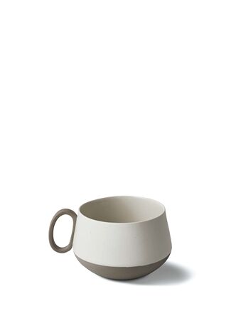 Esma Dereboy Tube Taş Fildişi Seramik Çay Fincanı Çok Renkli Esma Dereboy Tube Taş Fildişi Seramik Çay Fincanı Çok Renkli