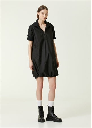 Moncler Kadın Siyah Yakası Logo Jakarlı Mini Elbise 40 IT Moncler Kadın Siyah Yakası Logo Jakarlı Mini Elbise 40 IT