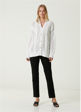 Beymen Collection Kadın Ekru V Yaka Simli Saç Örgü Hırka Bej M Beymen Collection Kadın Ekru V Yaka Simli Saç Örgü Hırka Bej M