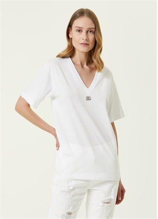 Dolce&Gabbana Kadın Beyaz V Yaka Logo Detaylı T-shirt 38 IT Dolce&Gabbana Kadın Beyaz V Yaka Logo Detaylı T-shirt 38 IT