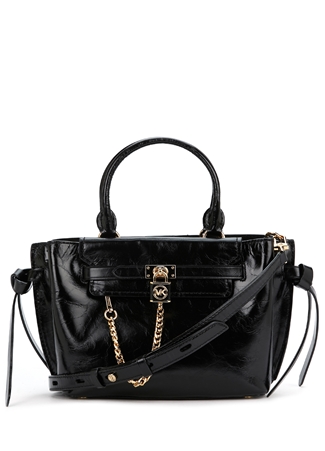 Michael Kors Kadın Siyah Logolu Zincir Detaylı Deri Omuz Çantas EU Michael Kors Kadın Siyah Logolu Zincir Detaylı Deri Omuz Çantas EU