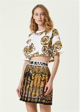 Versace Jeans Couture Kadın Beyaz Gold Desenli Crop T-shirt 36 IT Versace Jeans Couture Kadın Beyaz Gold Desenli Crop T-shirt 36 IT