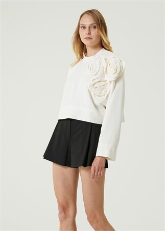 Valentino Kadın Beyaz Çiçek Aplikeli Bluz Bej 42 IT Valentino Kadın Beyaz Çiçek Aplikeli Bluz Bej 42 IT