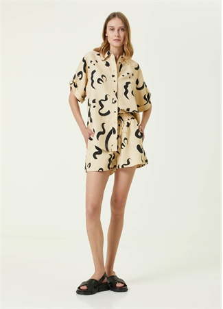 Alemais Kadın Krem Siyah Desenli İpek Şort 0 US Alemais Kadın Krem Siyah Desenli İpek Şort 0 US