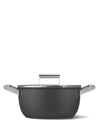 Smeg 50 S Style Siyah 24 cm Ten Rengicere Smeg 50 S Style Siyah 24 cm Ten Rengicere