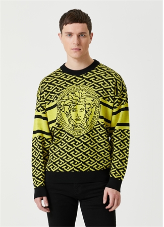 Versace Erkek Siyah Sarı Logo Jakarlı Yün Kazak 50 IT