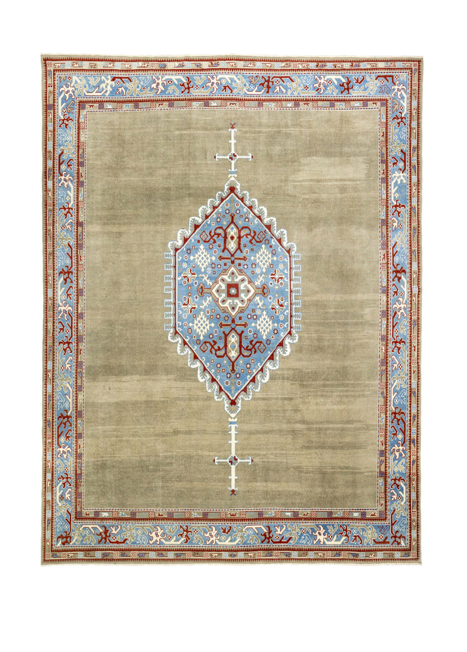 Soho Antiq - Medallion Patterned Uşak Carpet 407x450 cm