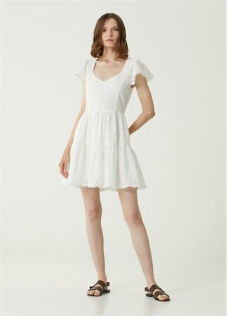 Lost+Wander Kadın Beyaz V Yaka Nakışlı Mini Elbise M EU