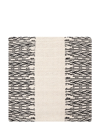 Bloomingville Bej Siyah Desenli Yün Dekoratif Yastık Kılıfı Çok Renkli Bloomingville Bej Siyah Desenli Yün Dekoratif Yastık Kılıfı Çok Renkli