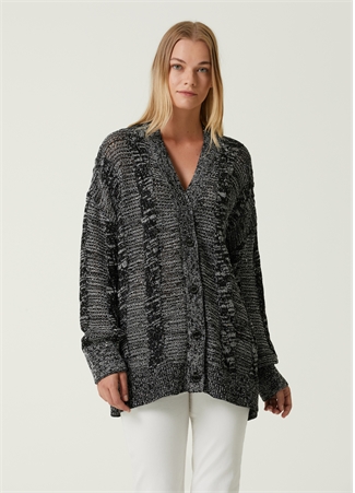 Beymen Collection Kadın Siyah V Yaka Simli Saç Örgü Hırka L Beymen Collection Kadın Siyah V Yaka Simli Saç Örgü Hırka L