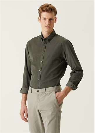 Beymen Collection Erkek Custom Fit Haki Düğmeli Yaka Gömlek 42 IT Beymen Collection Erkek Custom Fit Haki Düğmeli Yaka Gömlek 42 IT