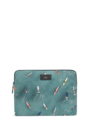 Wouf Erkek Biarritz 3 Inch Desenli Deri Laptop Kılıfı Mavi EU Wouf Erkek Biarritz 3 Inch Desenli Deri Laptop Kılıfı Mavi EU