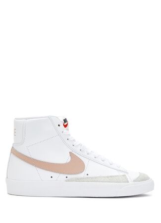 Nike Kadın Blazer Mid 77 Beyaz Deri Sneaker 39 EU Nike Kadın Blazer Mid 77 Beyaz Deri Sneaker 39 EU
