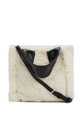 Stand Kadın Beyaz Yün Omuz Çantası EU Stand Kadın Beyaz Yün Omuz Çantası EU