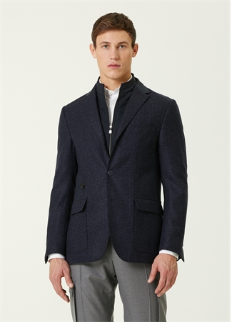 Corneliani Erkek Lacivert İç Yaka Detaylı Ekoseli Yün Ceket 48 IT Corneliani Erkek Lacivert İç Yaka Detaylı Ekoseli Yün Ceket 48 IT