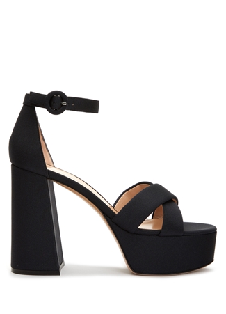 Gianvito Rossi Kadın Siyah Çapraz Bantlı Sandalet 37 Eu