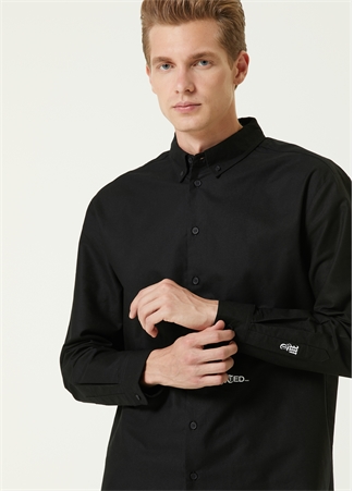 Wasted Erkek Signature Siyah Düğmeli Yaka Logolu Gömlek L EU Wasted Erkek Signature Siyah Düğmeli Yaka Logolu Gömlek L EU