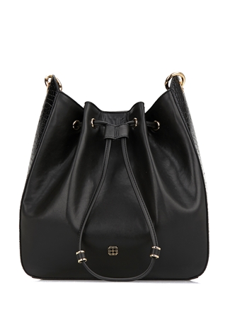 Beymen Kadın Siyah Ağzı Büzgülü Logolu Omuz Çantası EU Beymen Kadın Siyah Ağzı Büzgülü Logolu Omuz Çantası EU