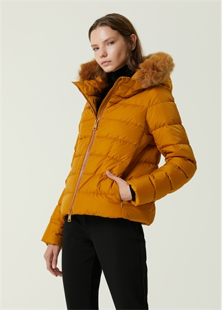 Herno Kadın Sarı Kapüşonlu Puff Mont 42 IT Herno Kadın Sarı Kapüşonlu Puff Mont 42 IT