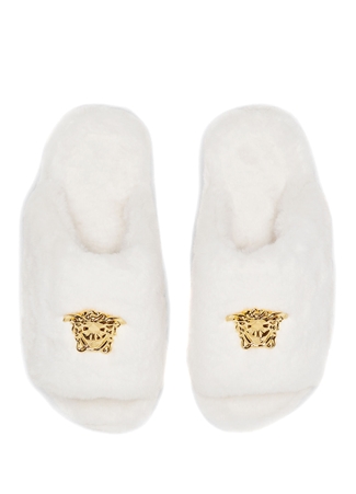 Versace Beyaz Logolu Peluş Terlik Versace Beyaz Logolu Peluş Terlik