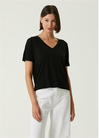 Academia Kadın Siyah V Yaka Klasik T-shirt S