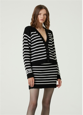 Red Valentino Kadın siyah Beyaz Logo Jakarlı Hırka Siyah XS EU