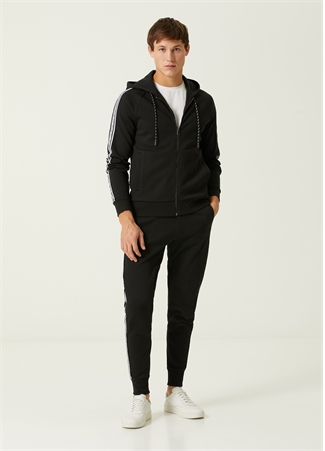 Michael Kors Erkek Siyah Beli Kordonlu Logolu Jogger Eşofman Altı M Eu Michael Kors Erkek Siyah Beli Kordonlu Logolu Jogger Eşofman Altı M Eu