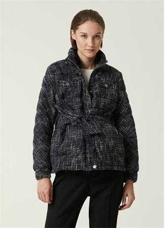 Maje Kadın Lacivert Dik Yaka Kuşaklı Tweed Mont 38 FR Maje Kadın Lacivert Dik Yaka Kuşaklı Tweed Mont 38 FR