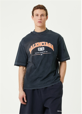 Balenciaga Erkek Siyah Turuncu Logolu Yıpratma Detaylı T-shirt S EU Balenciaga Erkek Siyah Turuncu Logolu Yıpratma Detaylı T-shirt S EU