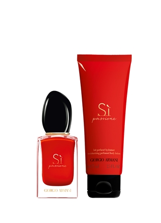 Giorgio Armani Kadın Sı Passıone Edp 30Ml Parfüm Seti Giorgio Armani Kadın Sı Passıone Edp 30Ml Parfüm Seti
