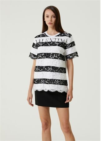 Valentino Kadın Siyah Beyaz Logolu Güpür T-shirt XS EU