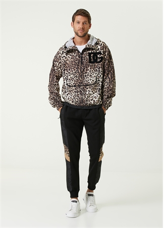 Dolce&Gabbana Erkek Siyah Beli Kordonlu Desenli Jogger Eşofman Altı 44 IT Dolce&Gabbana Erkek Siyah Beli Kordonlu Desenli Jogger Eşofman Altı 44 IT