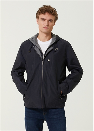 Beymen Club Erkek Lacivert Kapüşonlu Yaka Detaylı Kaban S Beymen Club Erkek Lacivert Kapüşonlu Yaka Detaylı Kaban S