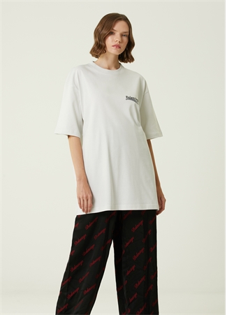 Balenciaga Kadın Oversize Beyaz Logolu T-shirt XXS EU Balenciaga Kadın Oversize Beyaz Logolu T-shirt XXS EU