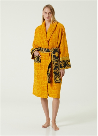 Versace Sarı Logolu Barok Desenli Bornoz Altın Rengi Versace Sarı Logolu Barok Desenli Bornoz Altın Rengi