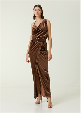 Maison Kairos Kadın Kahverengi Degaje Drapeli Maxi Kadife Abiye Elbise 34 EU