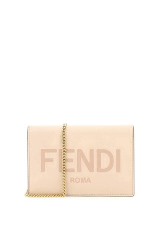 Fendi Kadın Pembe Logo Detaylı Deri Omuz Çantası EU Fendi Kadın Pembe Logo Detaylı Deri Omuz Çantası EU
