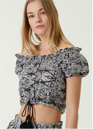 Beymen Collection Kadın Siyah Beyaz Fistolu Crop Bluz 36 Beymen Collection Kadın Siyah Beyaz Fistolu Crop Bluz 36