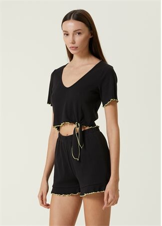 House of Silk Kadın Siyah Fırfır Detaylı Şortlu Pijama Takımı 38 EU