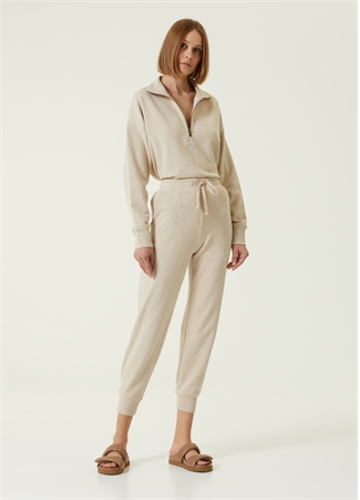 Vince Kadın Bej Dar Paça Eşofman Altı Pembe L EU Vince Kadın Bej Dar Paça Eşofman Altı Pembe L EU