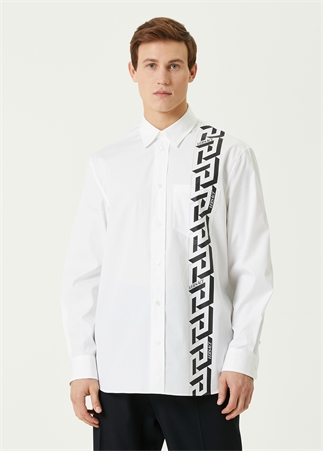 Versace Erkek La Greca Beyaz Şerit Logolu Gömlek 50 IT Versace Erkek La Greca Beyaz Şerit Logolu Gömlek 50 IT