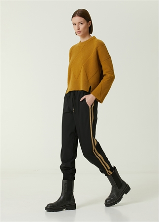 Beymen Club Kadın Siyah Kontrast Şeritli Jogger Pantolon 38 Beymen Club Kadın Siyah Kontrast Şeritli Jogger Pantolon 38