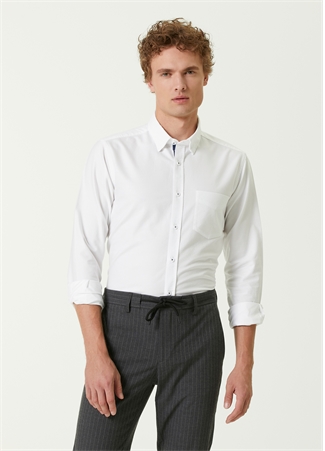 Beymen Club Erkek Slim Fit Beyaz Logo Detaylı Oxford Gömlek S Beymen Club Erkek Slim Fit Beyaz Logo Detaylı Oxford Gömlek S