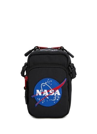Balenciaga Kadın Nasa Siyah Patchli Omuz Çantası EU