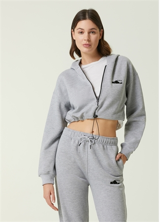 Fifty Pieces Kadın Gri Kapüşonlu Logolu Crop Sweatshirt S EU Fifty Pieces Kadın Gri Kapüşonlu Logolu Crop Sweatshirt S EU