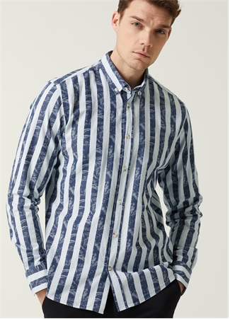 Beymen Club Erkek Slim Fit Lacivert Çizgili Yaprak Baskılı Gömlek S Beymen Club Erkek Slim Fit Lacivert Çizgili Yaprak Baskılı Gömlek S